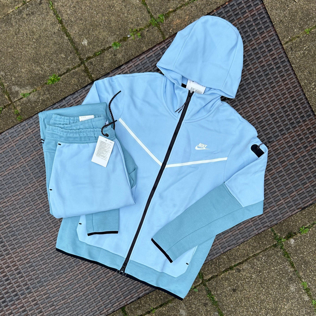 Nike Light Blue "Celestine" Sportswear Tech Fleece | Twentytwo Supplies